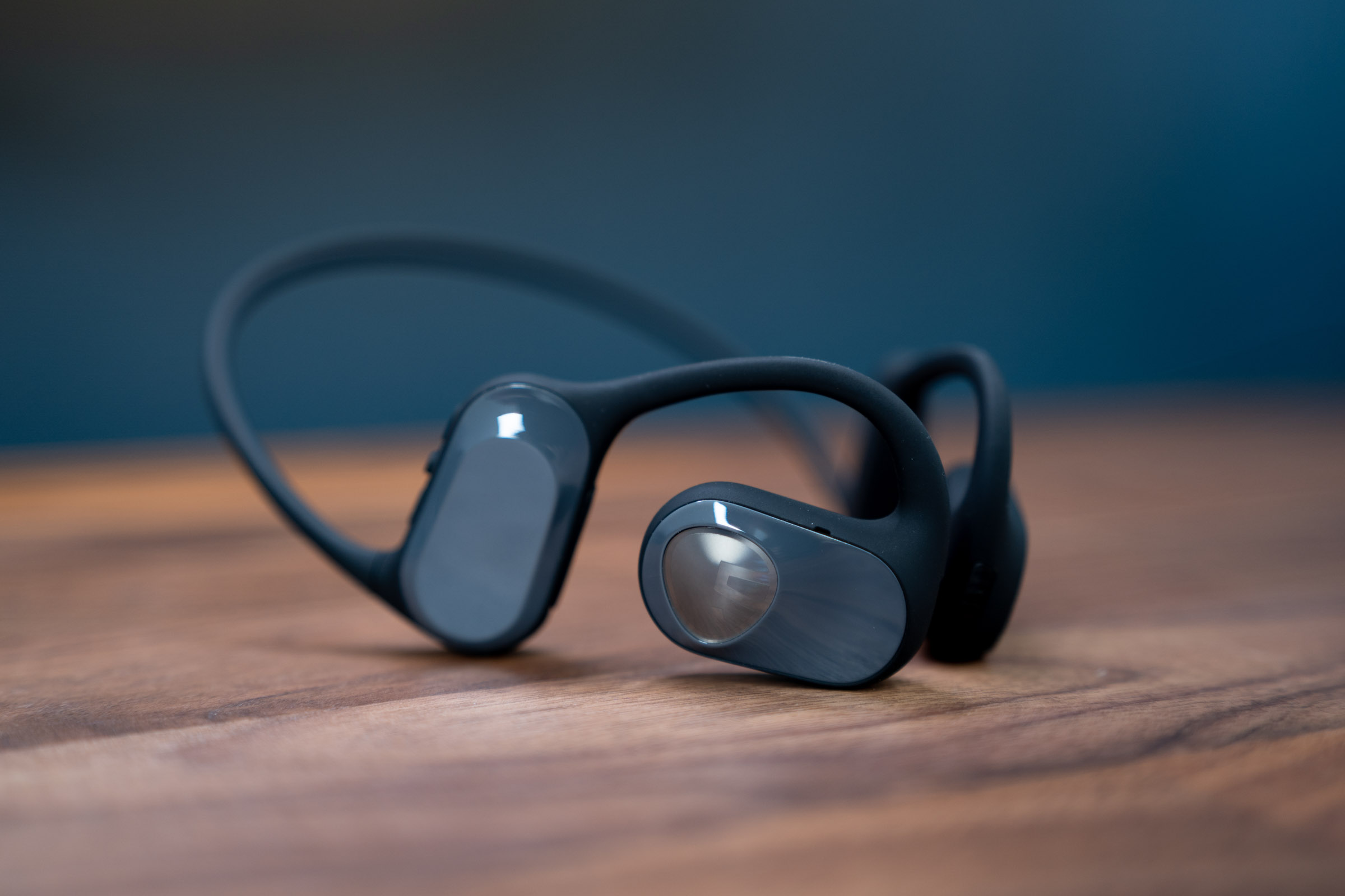 ランニングに最適なオープンイヤー型イヤホン SOUNDPEATS RunFreeをレビュー | Apple technica